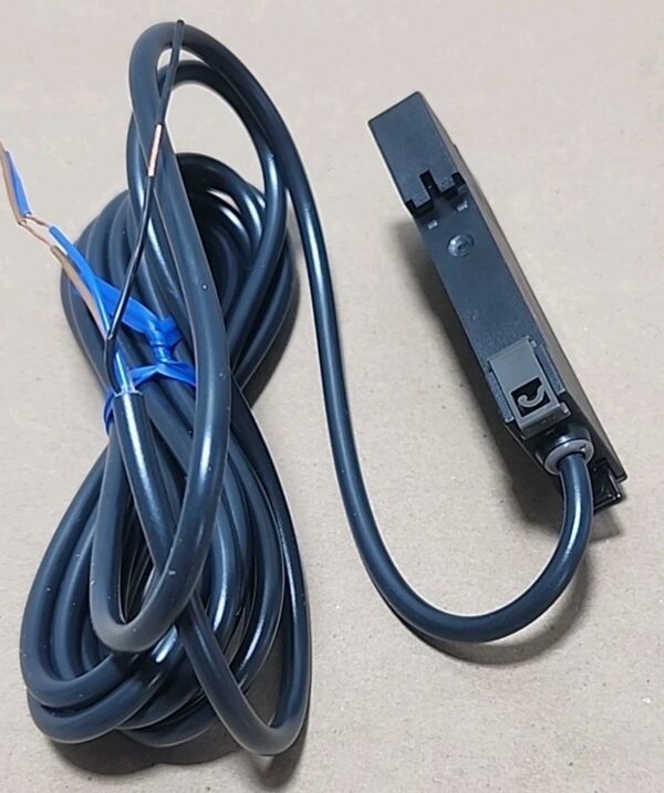 *NEW SURPLUS* Omron E2CY-SD11 Proximity Switch Amplifier 2m 12-24Vdc + Warranty! - J&J ...